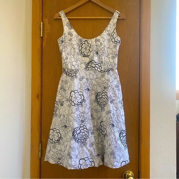 Evan Picone | Dresses | Evanpicone Black White Embroidered Floral Dress ...